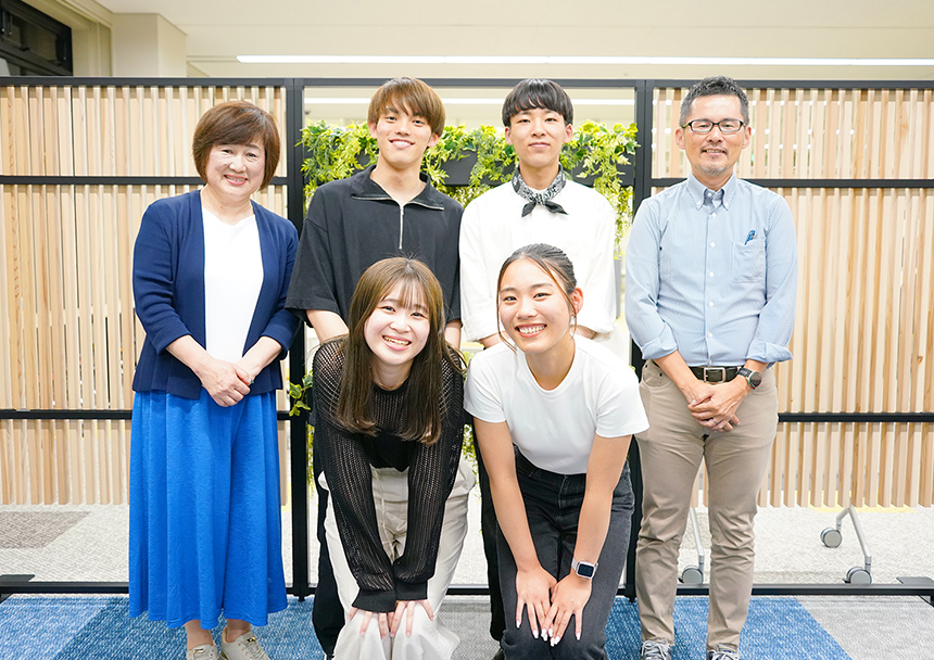 学生主体の新入生オリエンテーションを実現したDOGs。その活動に刺激を受け、新入生の中にも生まれた創発の芽。｜学生生活｜DAIKEI Topics｜大阪経済大学